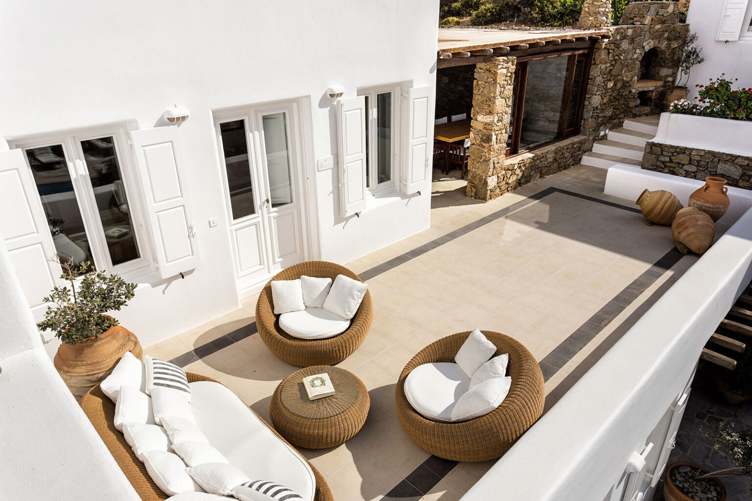 4 Cheap Veranda Makeover & Design Ideas To try in 2024 - How To Succeed ...