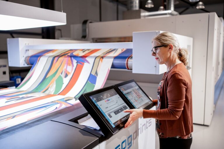 From Design to Fabric: How Digital Textile Printing is Revolutionizing ...